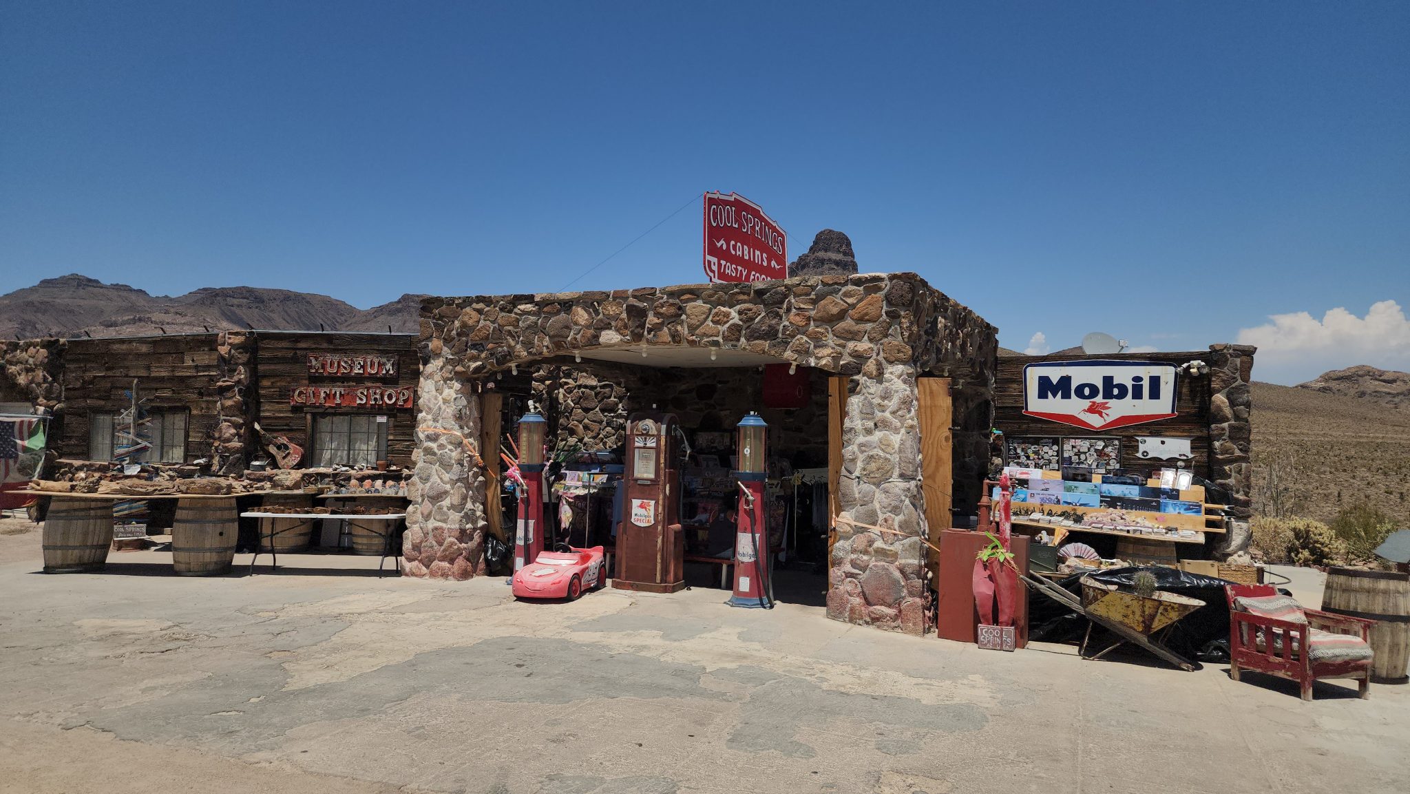 A ROUTE 66 TRAVEL GUIDE TO COOL SPRINGS STATION GOLDEN VALLEY ARIZONA ...
