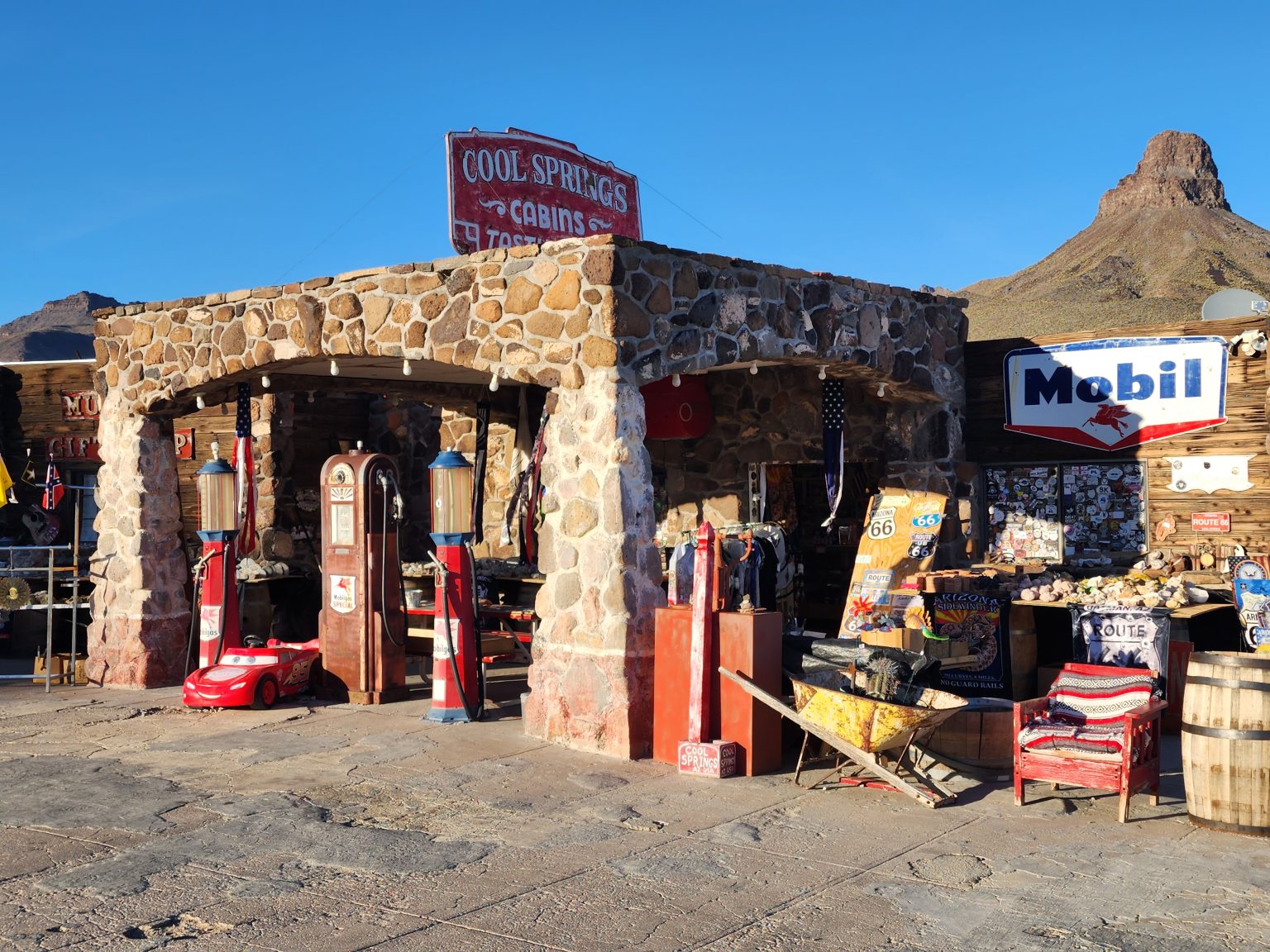 A ROUTE 66 TRAVEL GUIDE TO COOL SPRINGS STATION GOLDEN VALLEY ARIZONA ...