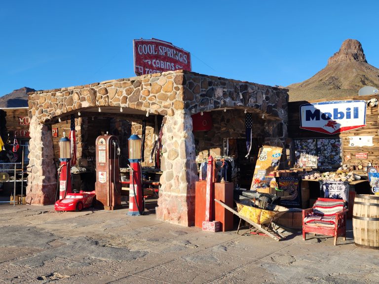 A ROUTE 66 TRAVEL GUIDE TO COOL SPRINGS STATION GOLDEN VALLEY ARIZONA ...