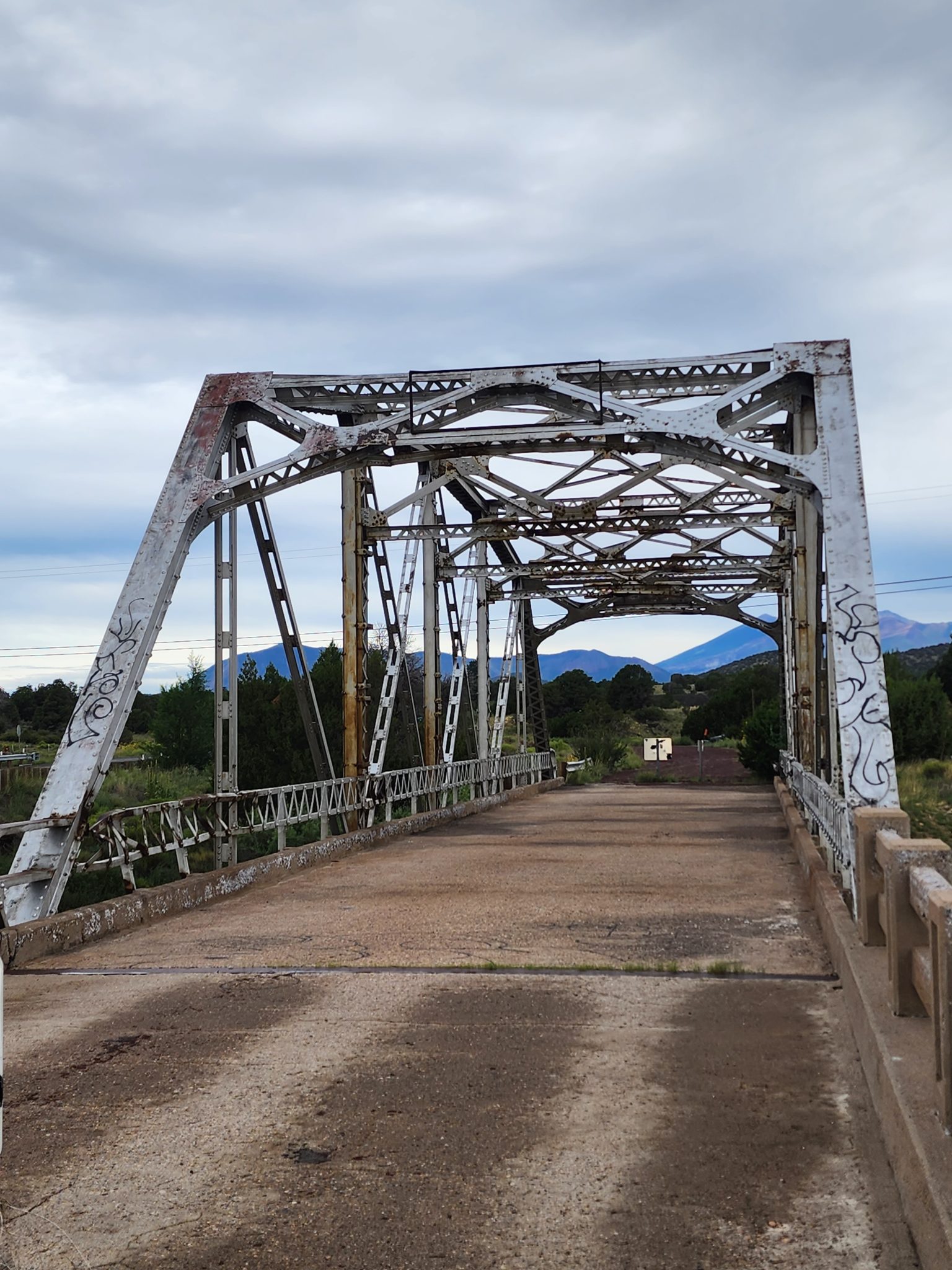 A ROUTE 66 TRAVEL GUIDE TO WINONA ARIZONA - Route 66 Road Relics