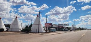 Route 66 Travel Guide: Meteor Crater In Winslow, Arizona - Route 66 ...