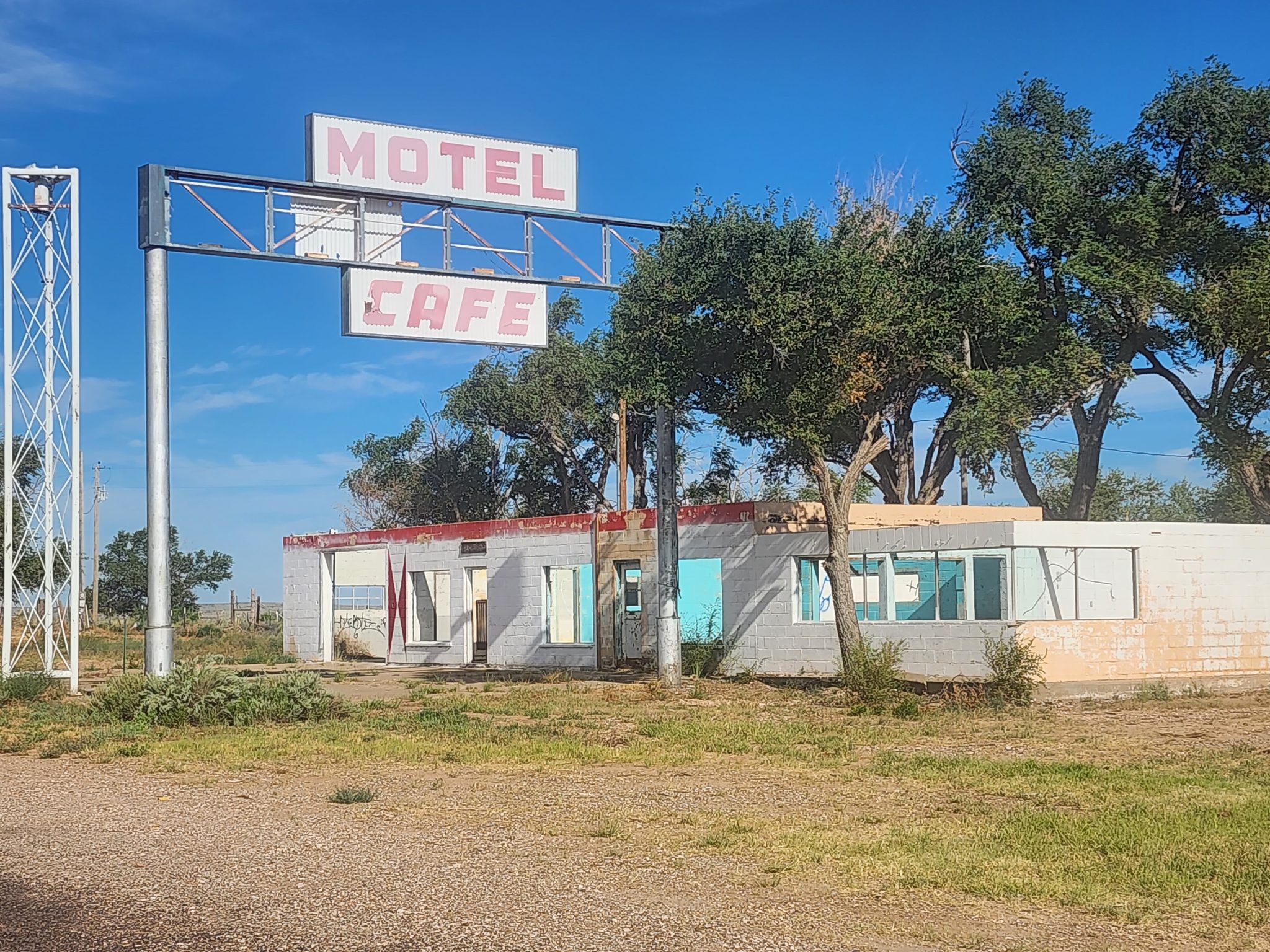 Explore Iconic Route 66 Through Texas - Route 66 Road Relics