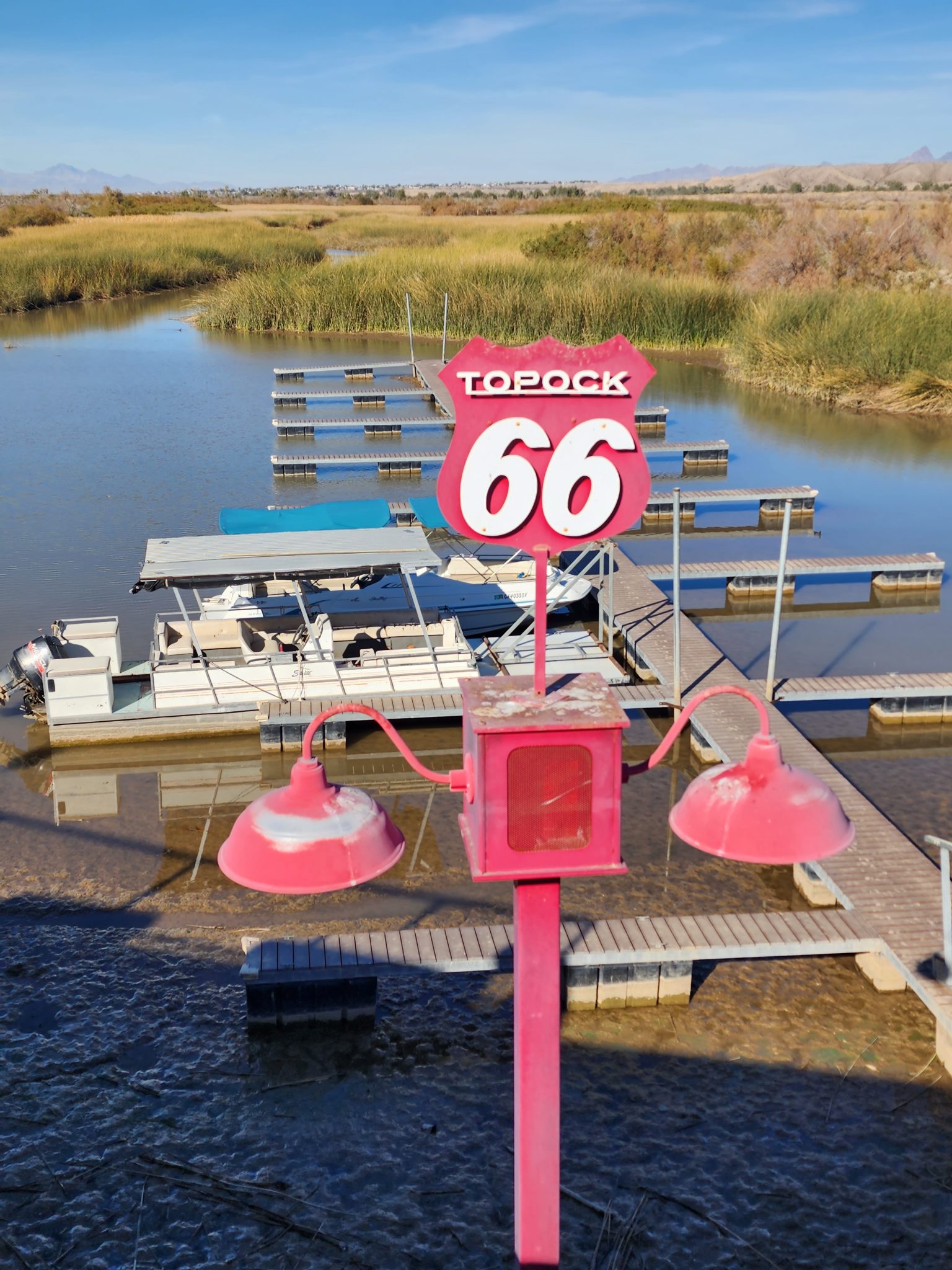 ROUTE 66 TRAVEL GUIDE TO TOPOCK ARIZONA - Route 66 Road Relics