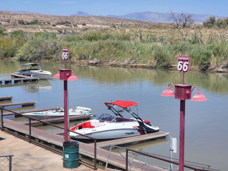 ROUTE 66 TRAVEL GUIDE TO TOPOCK ARIZONA - Route 66 Road Relics