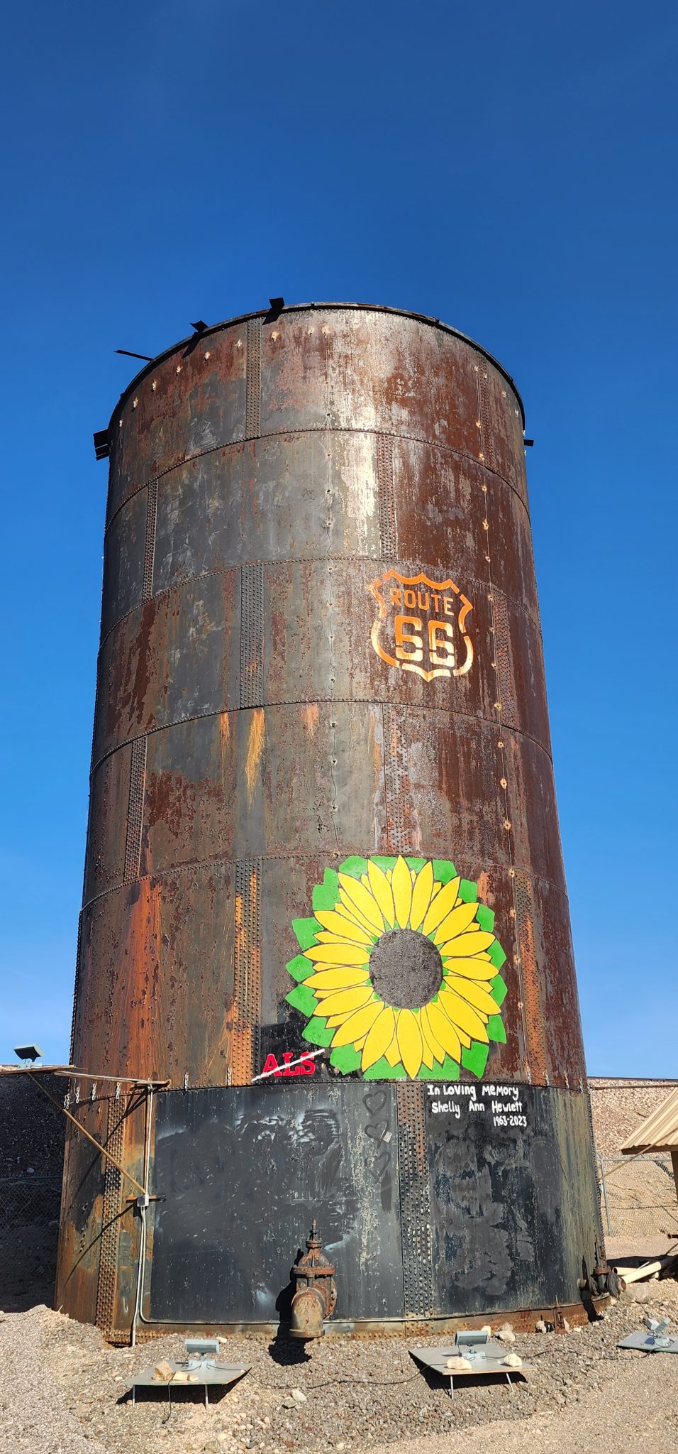 ROUTE 66 TRAVEL GUIDE TO TOPOCK ARIZONA - Route 66 Road Relics