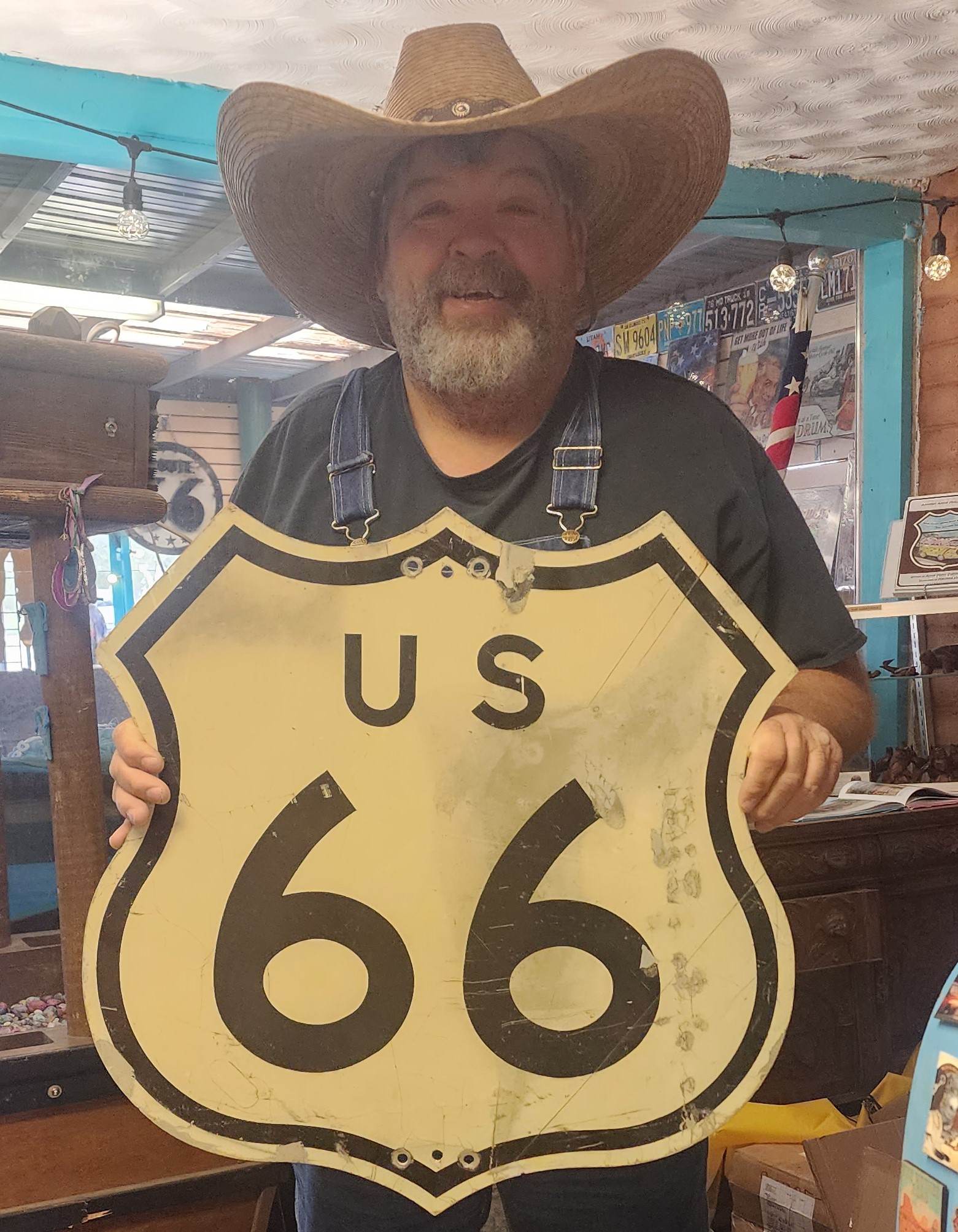 ROUTE 66 TRAVEL GUIDE TO TOPOCK ARIZONA - Route 66 Road Relics