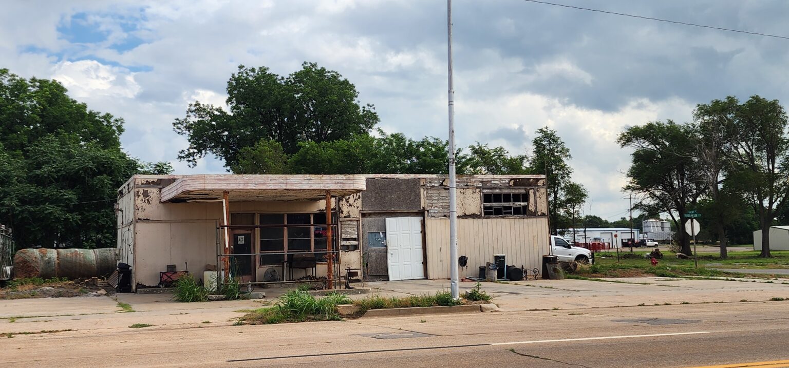 The Route 66 Town Of Historic Erick Oklahoma - Route 66 Road Relics